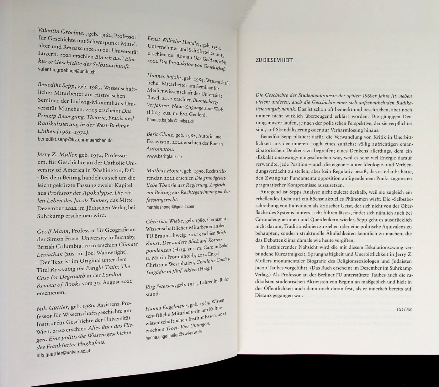 Political Reading Artifacts – On_Culture